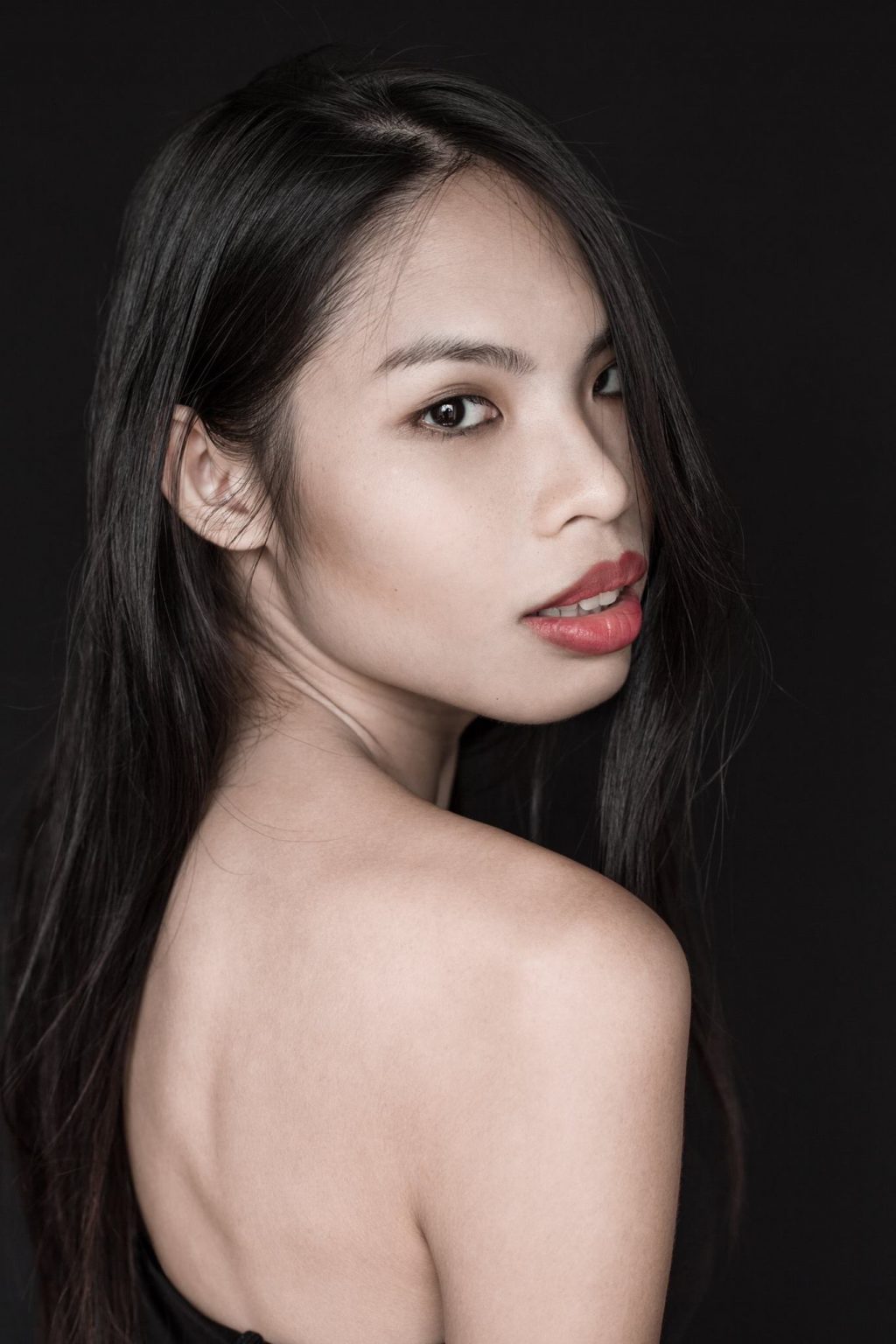 Laura Pariso – Professional Model/Actor